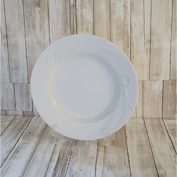 Mikasa | Dining | Mikasa Classic Flair White Round Chop Plate 2 Calla Lily | Poshmark
